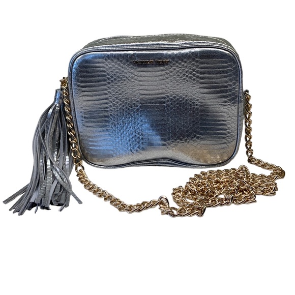 Victoria's Secret | Bags | Victorias Secret Metallic Silver Chain Link ...